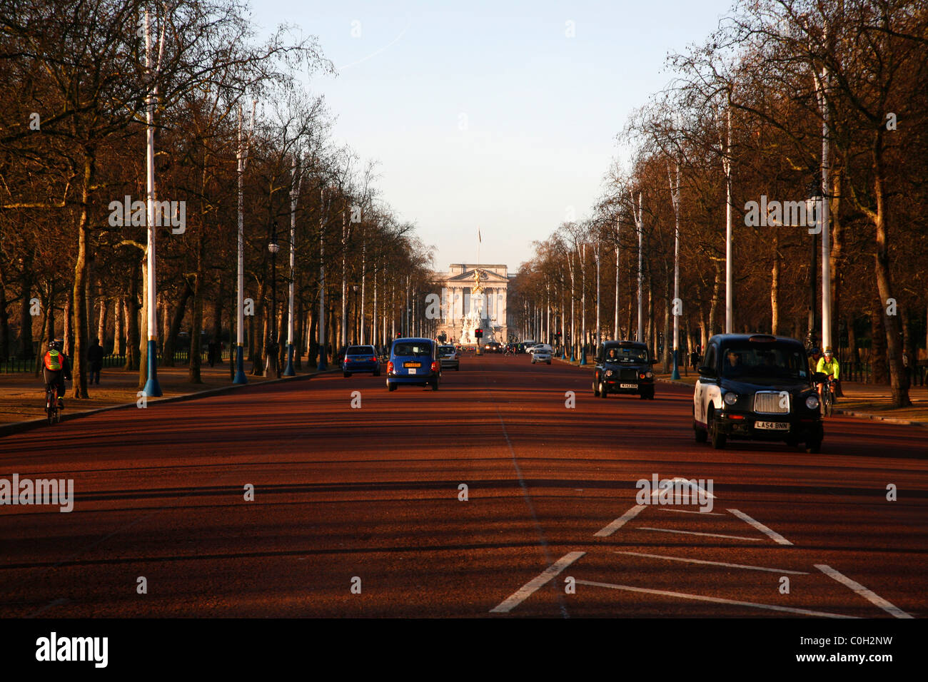 The mall buckingham palace hi-res stock photography and images - Alamy
