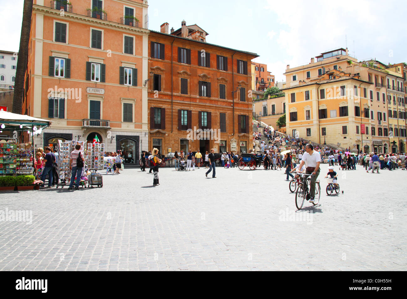 Street scene, Piazza di Spagna, Rome, Italy Stock Photo - Alamy