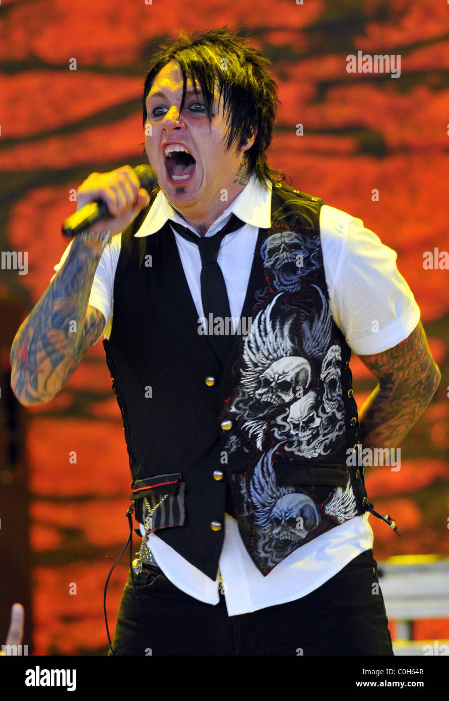 Singer Jacoby Shaddix of Papa Roach performing on the opening night of ...
