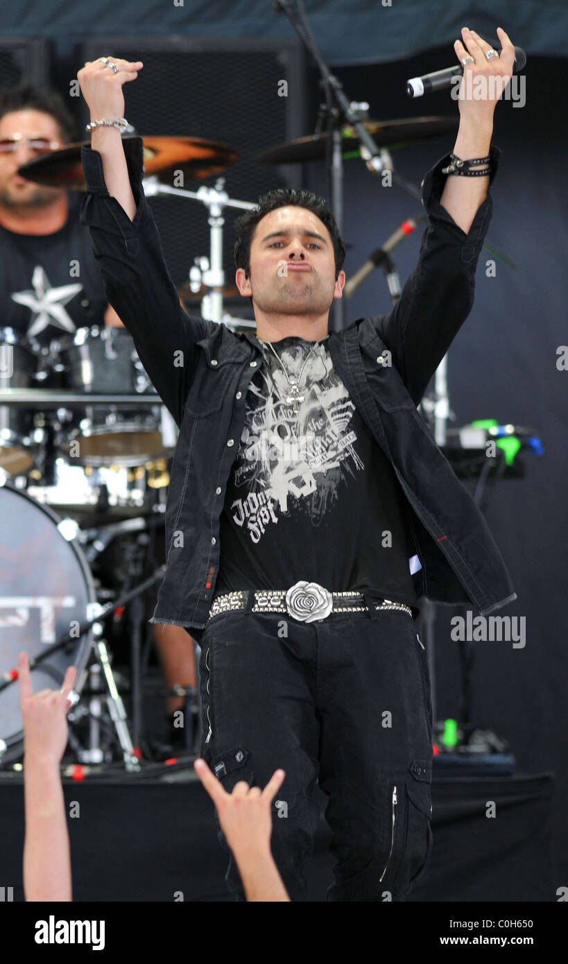 Trapt hi-res stock photography and images - Alamy