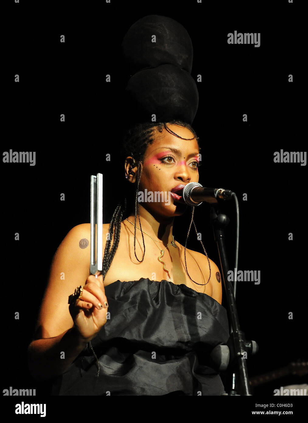 Erykah Badu performing at Vicar Street Dublin, Ireland - 01.07.08 ...