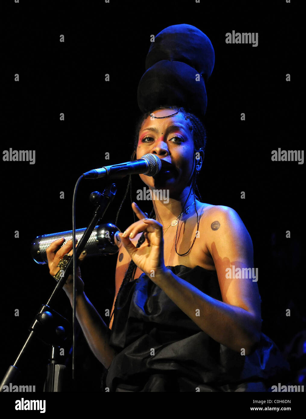 Erykah Badu performing at Vicar Street Dublin, Ireland - 01.07.08 ...