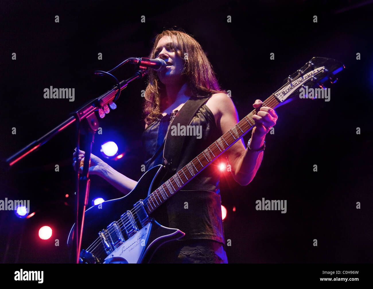 Susanna hoffs of the bangles hi-res stock photography and images - Alamy