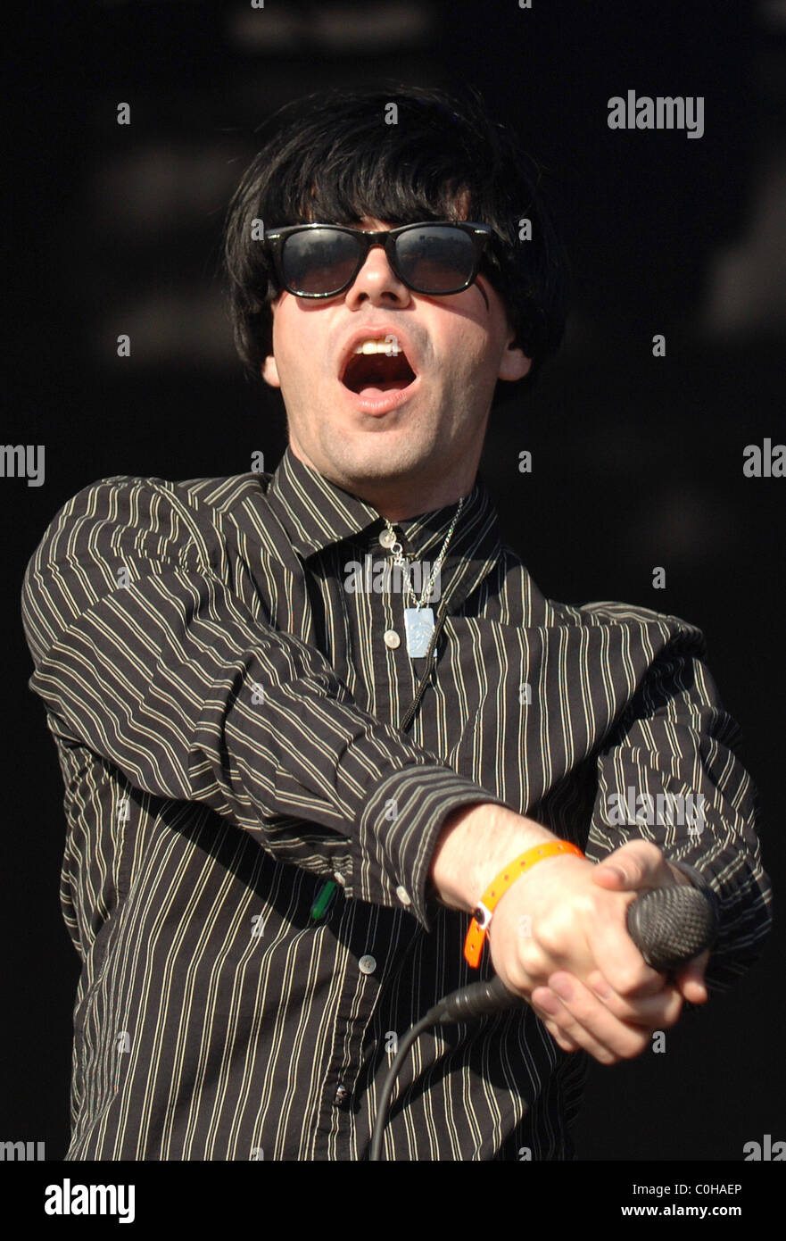 Tim Burgess of The Charlatans at the Mighty Boosh Festival Hop Farm ...