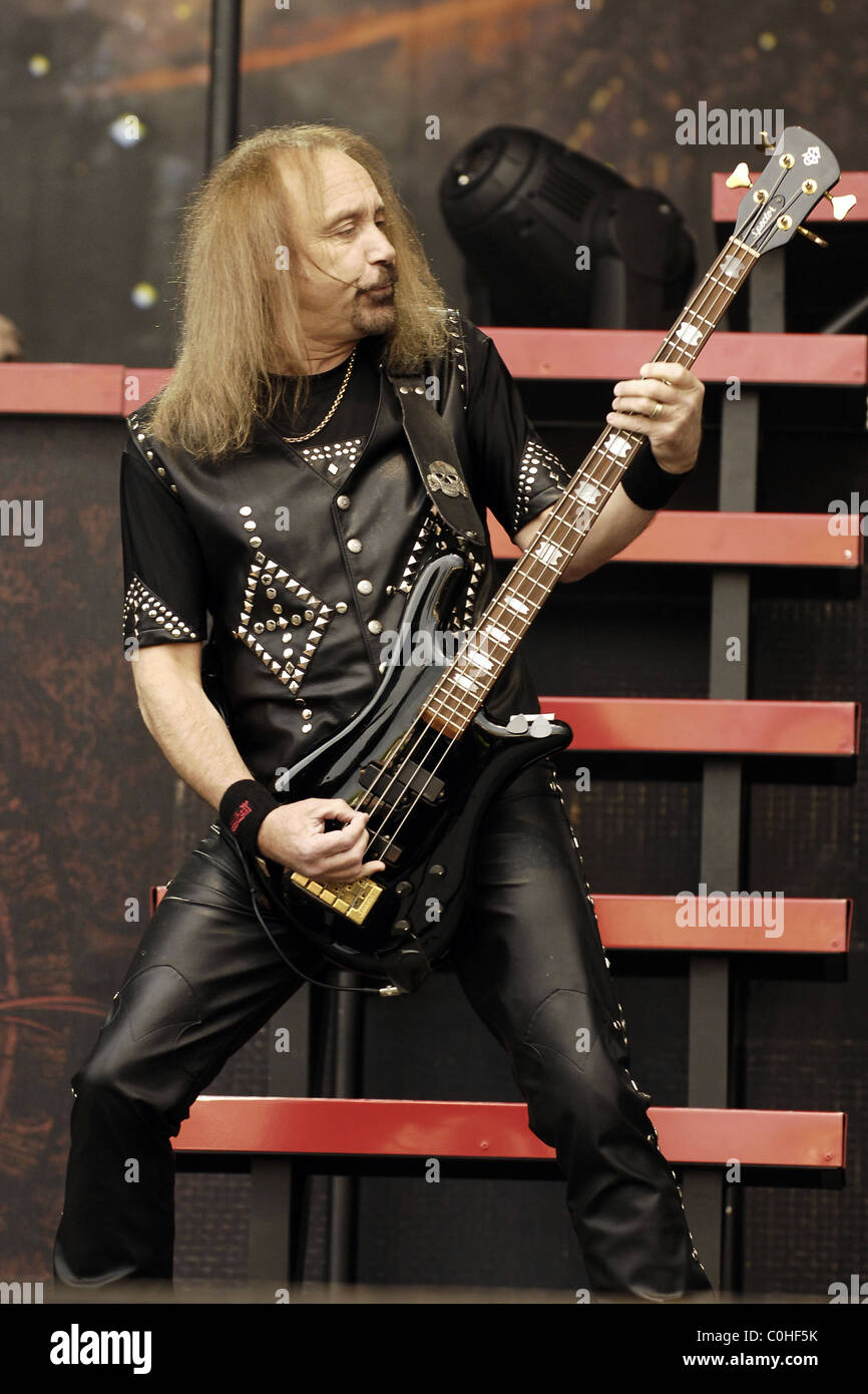Ian Hill High Resolution Stock Photography and Images - Alamy