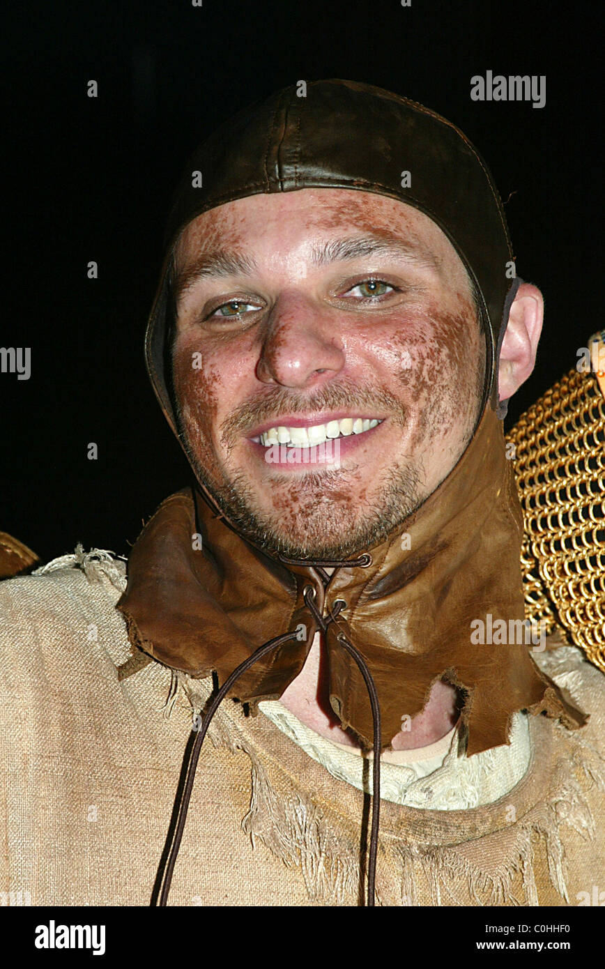 Drew Lachey poses for photos with cast members after their first ...