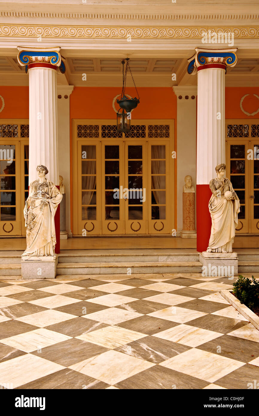 Classic photo location hi-res stock photography and images - Alamy