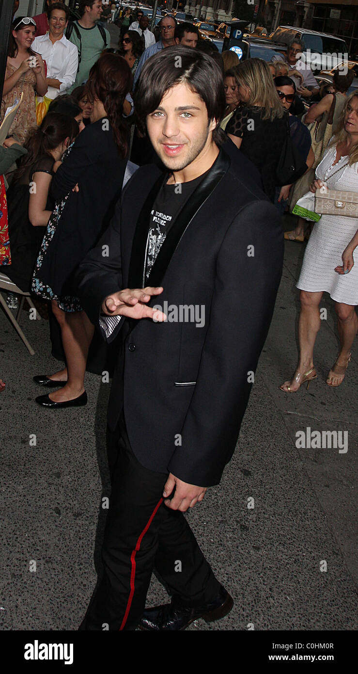 Josh Peck Cinema Society Hosts Screening of 'The Wackness' - Outside ...