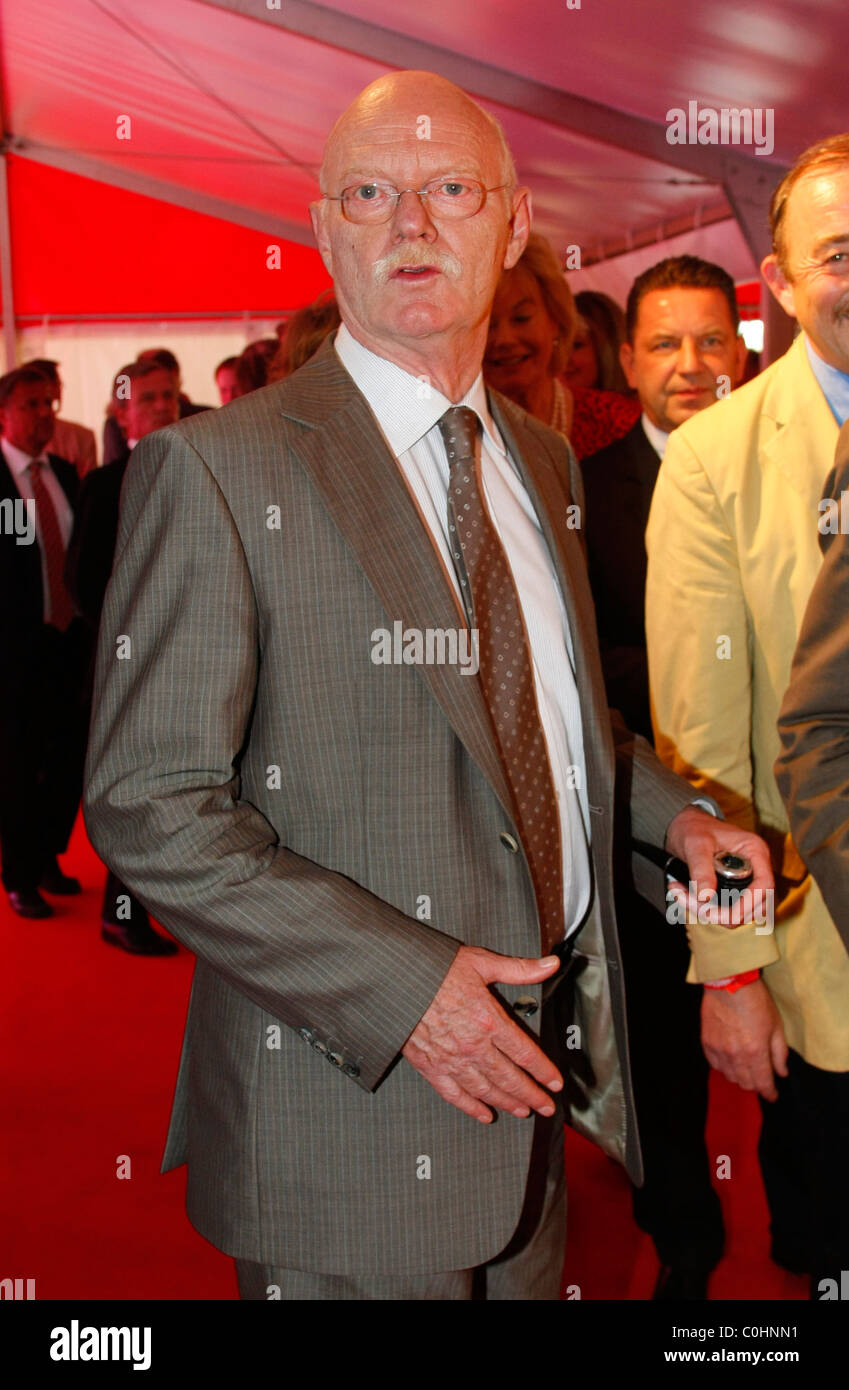 Peter Struck Annual BILD Sommerfest at Axel Springer Verlagshaus Berlin ...