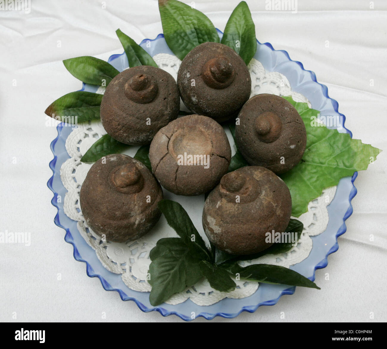 STONE FEAST So beautiful, they almost look good enough to eat. Various ...
