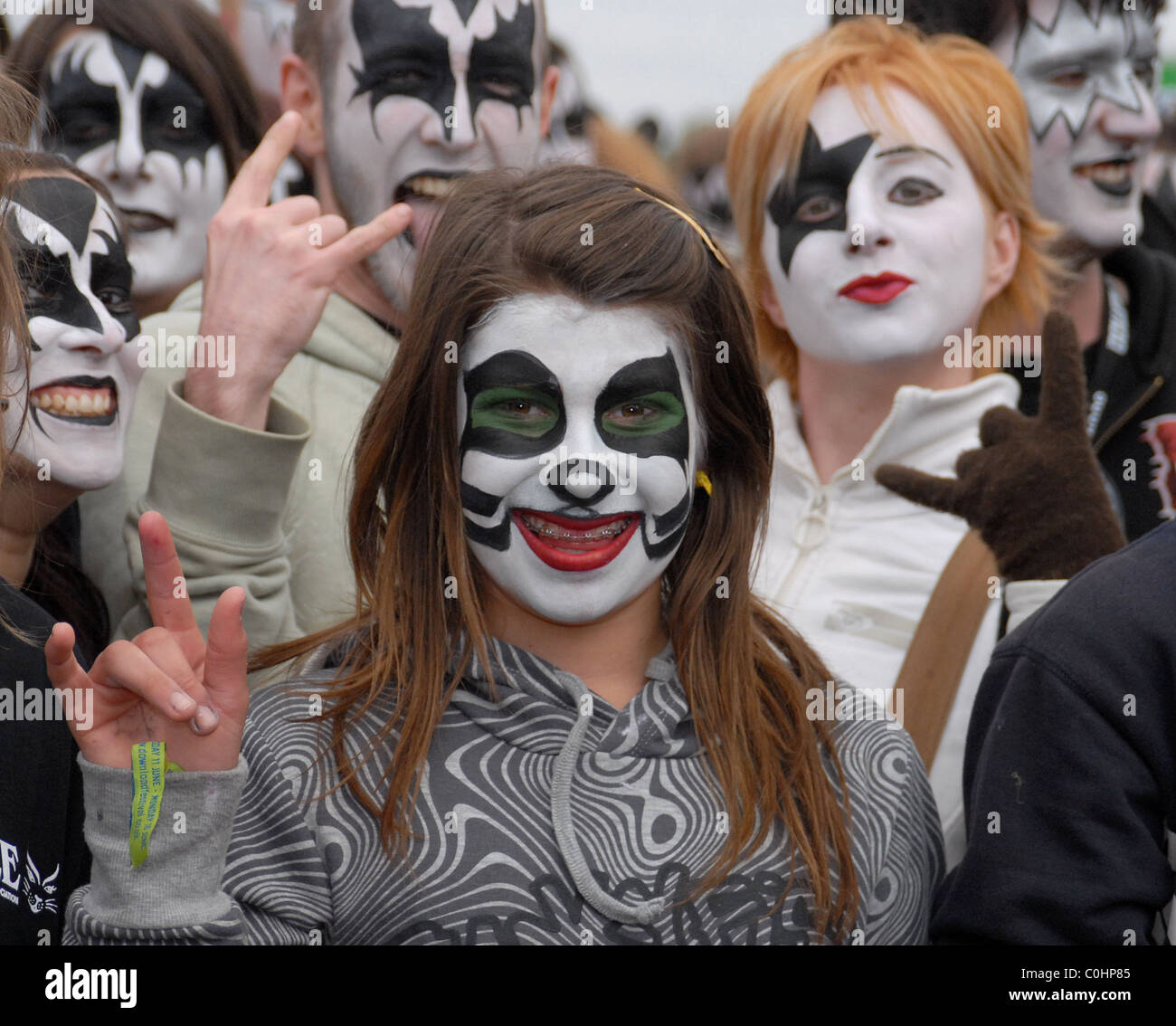 Download festival kiss hi-res stock photography and images - Alamy