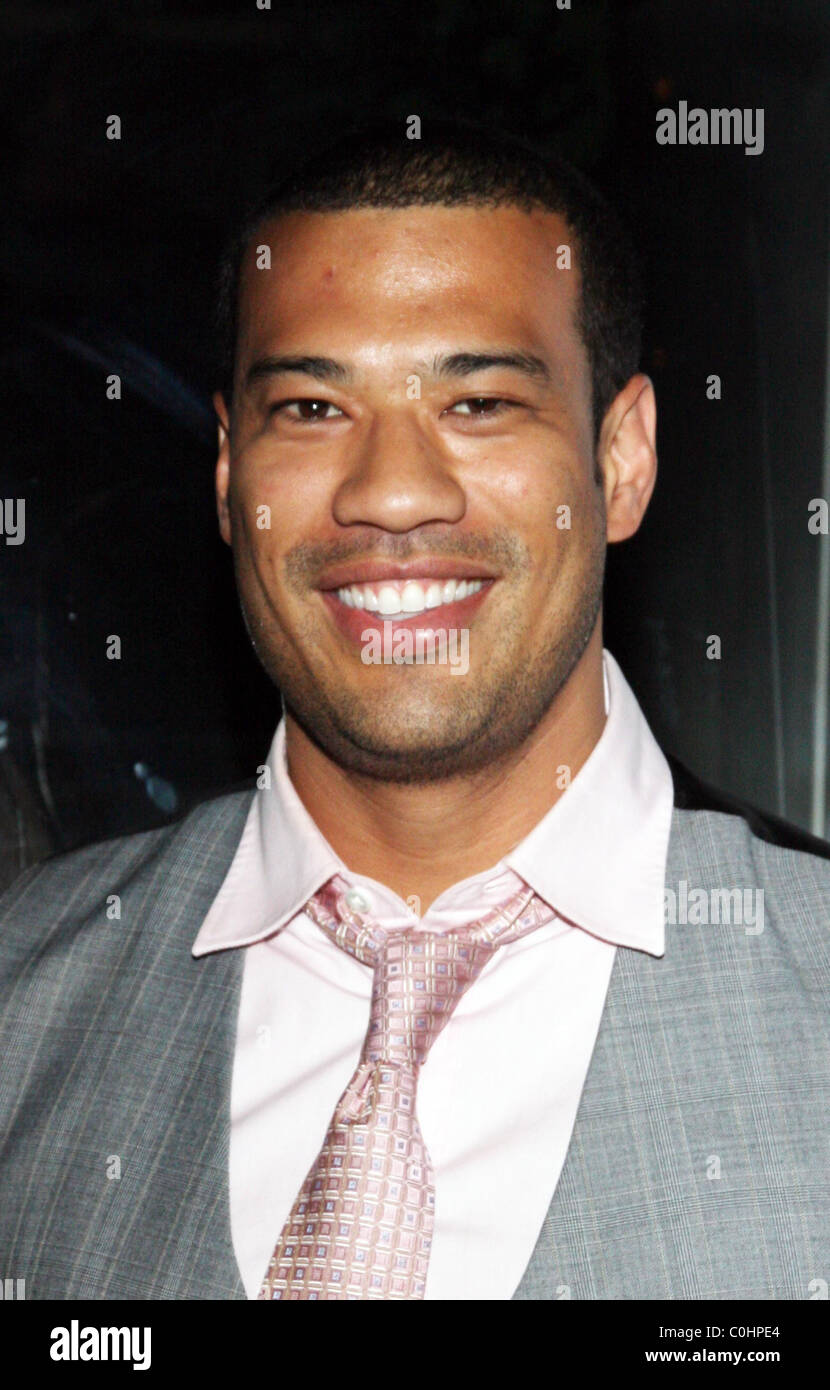 Michael Yo Verizon Palm Centro Launch Party at Elevate Lounge Los ...