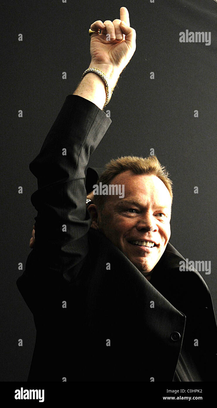 Ali Campbell And Daughter2022