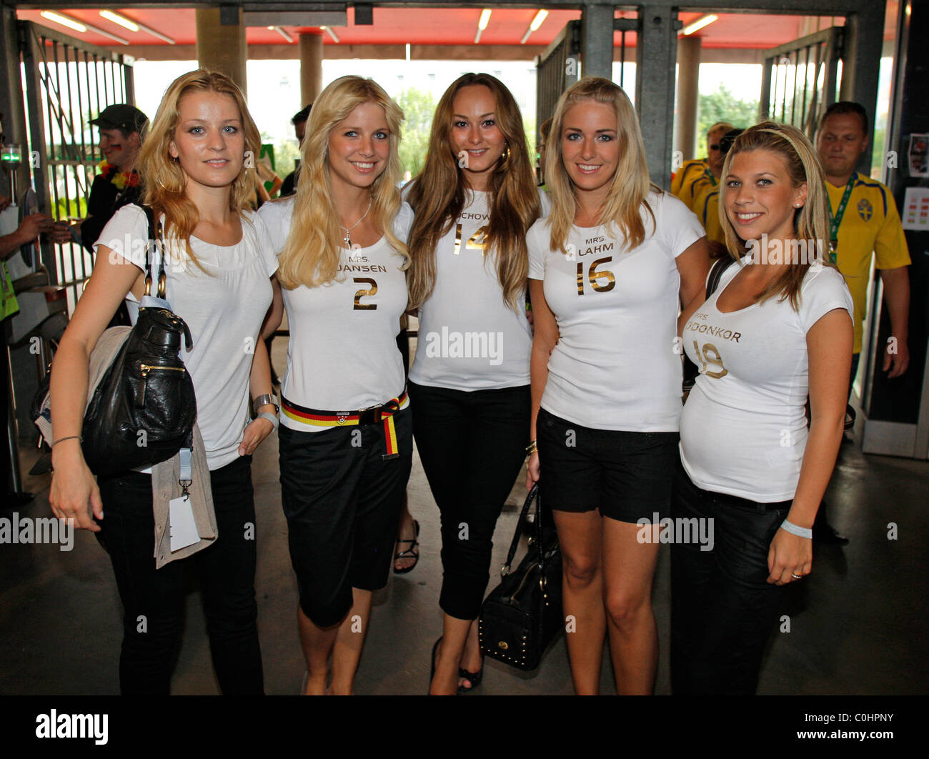 Guest, Julia (girlfriend of Marcell Jansen), Melanie (girlfriend of ...