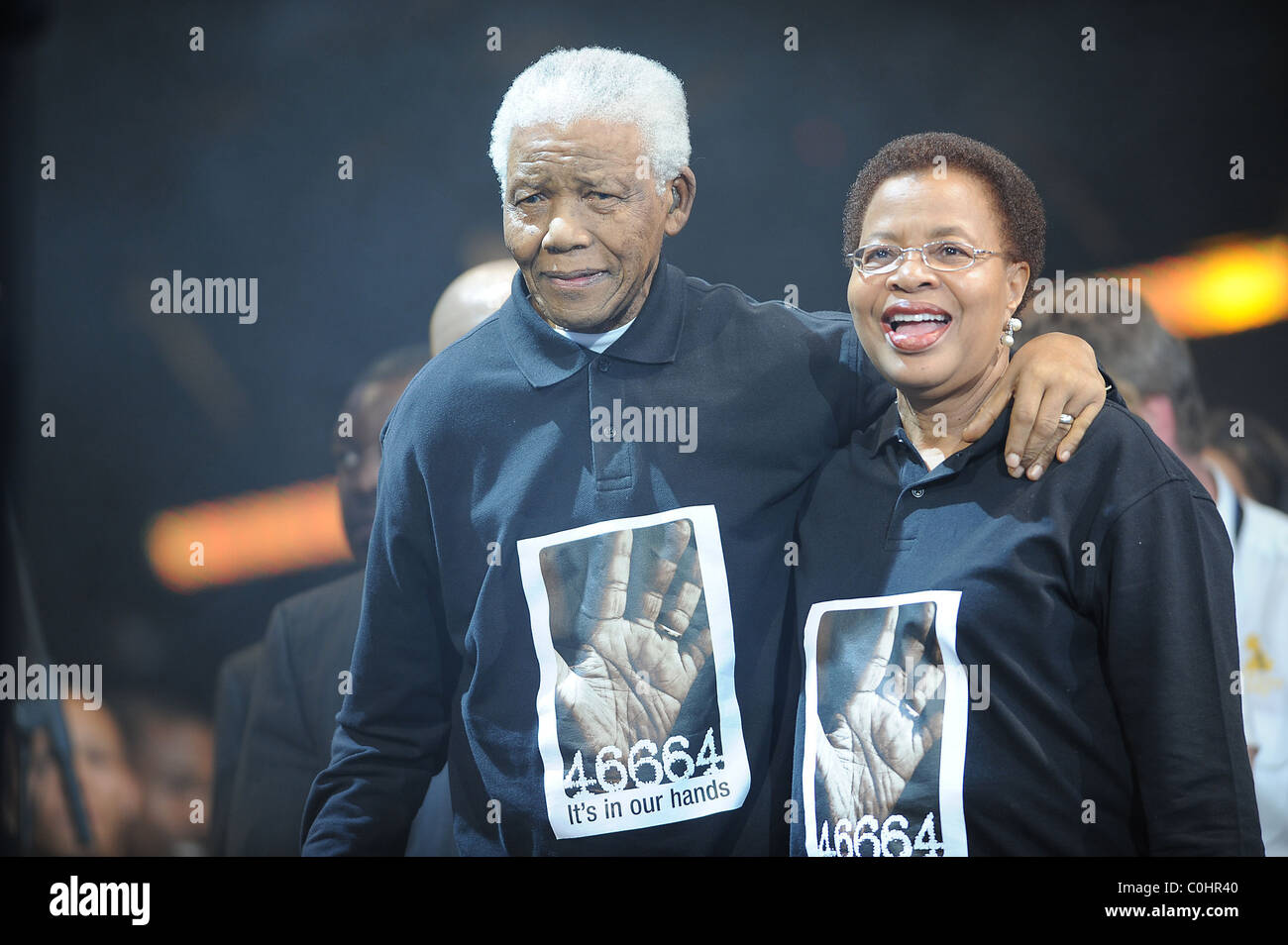 Nelson mandela 46664 concert hi-res stock photography and images - Alamy