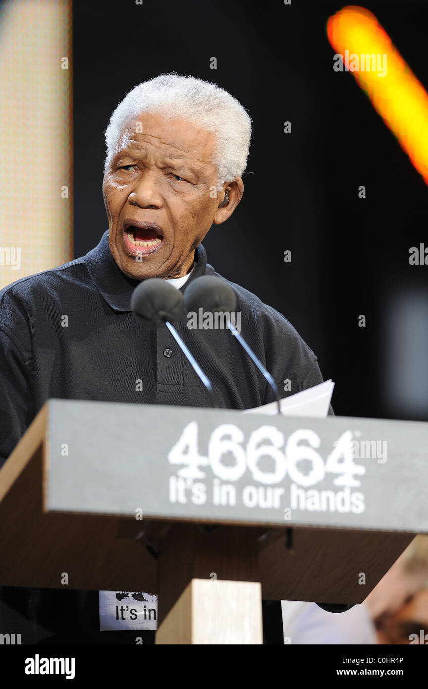 Nelson mandela 46664 concert hi-res stock photography and images - Alamy