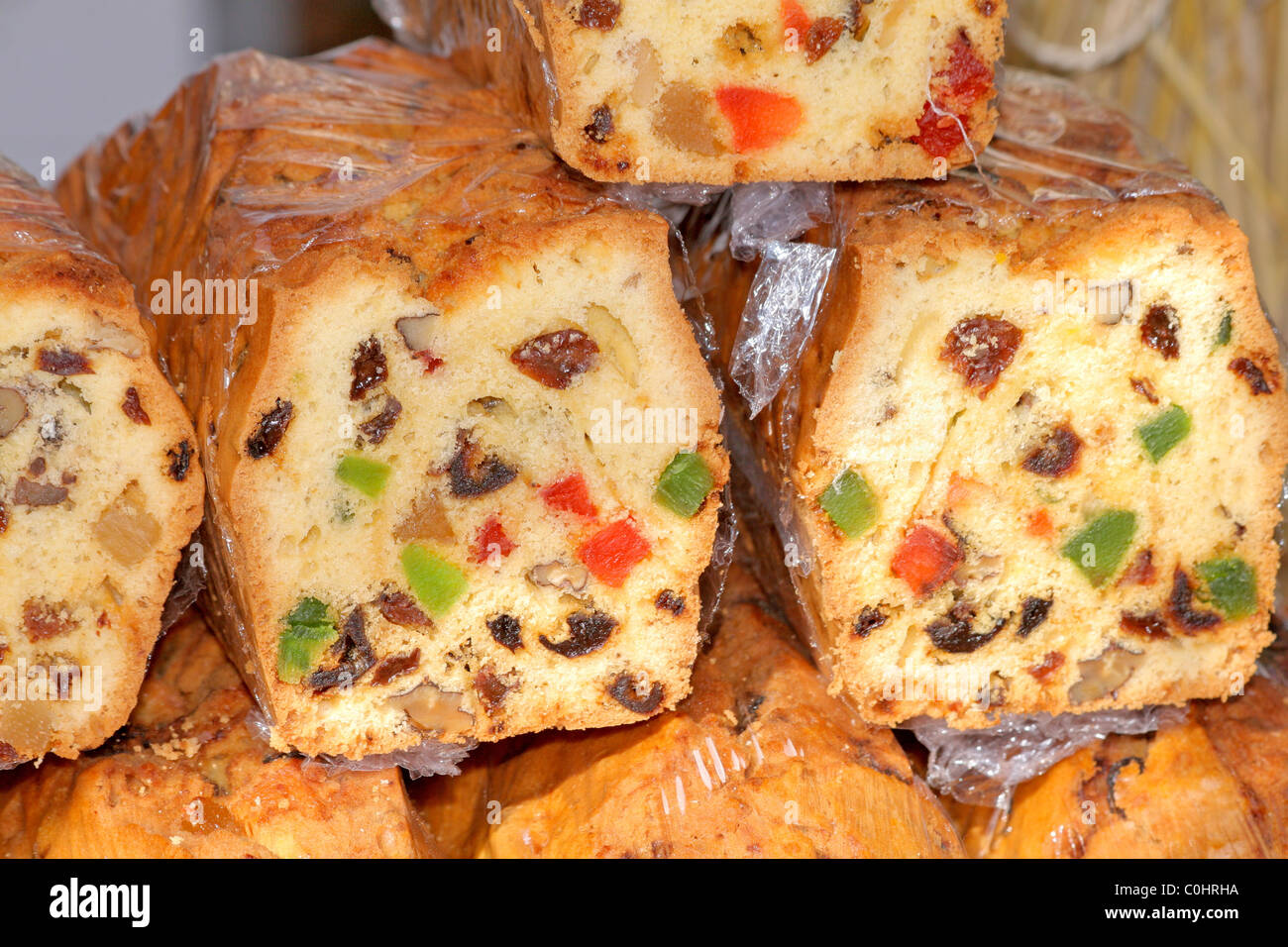 Traditional cake at the street market Stock Photo - Alamy