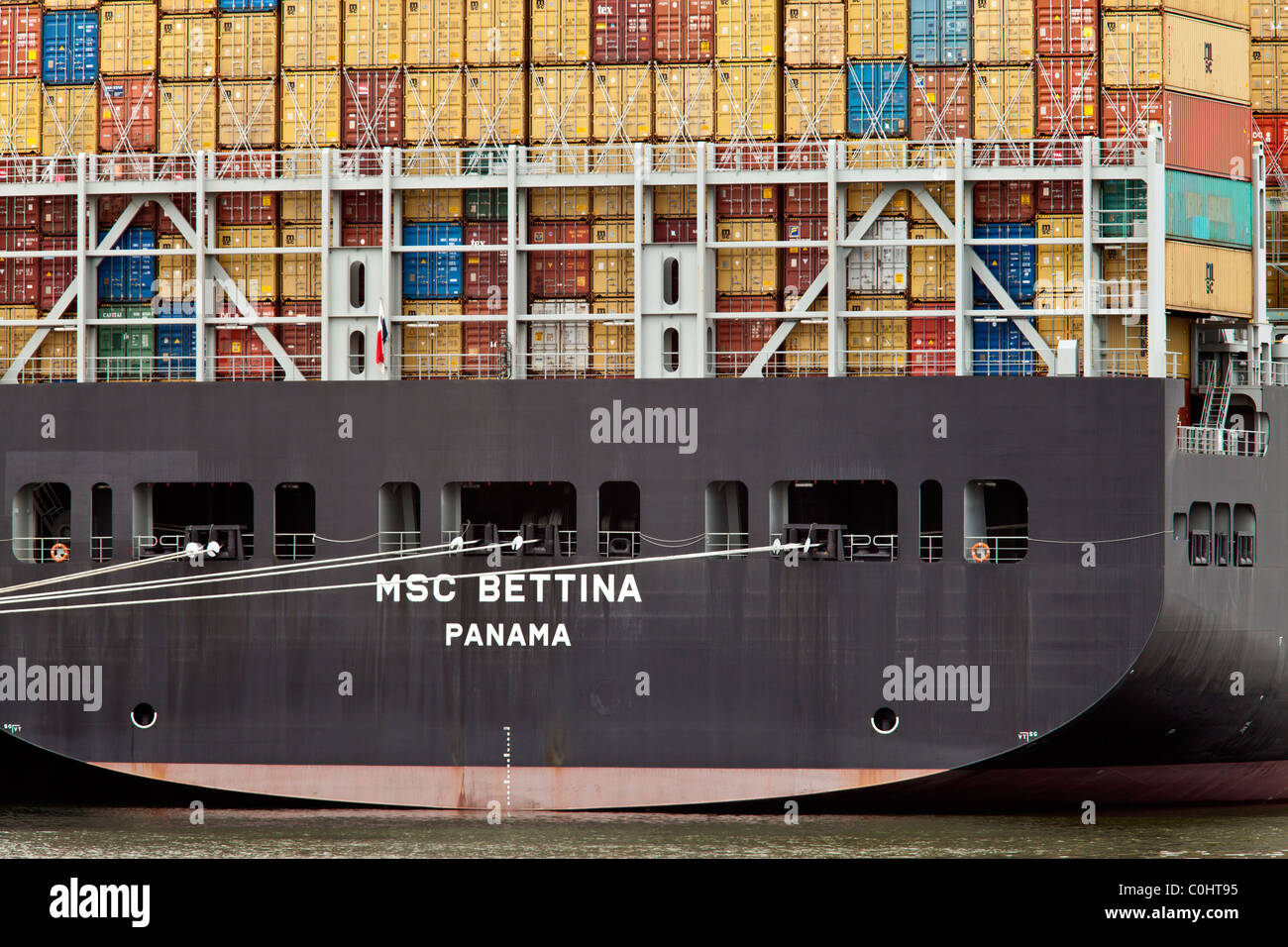 Container ship port le havre hi-res stock photography and images - Alamy