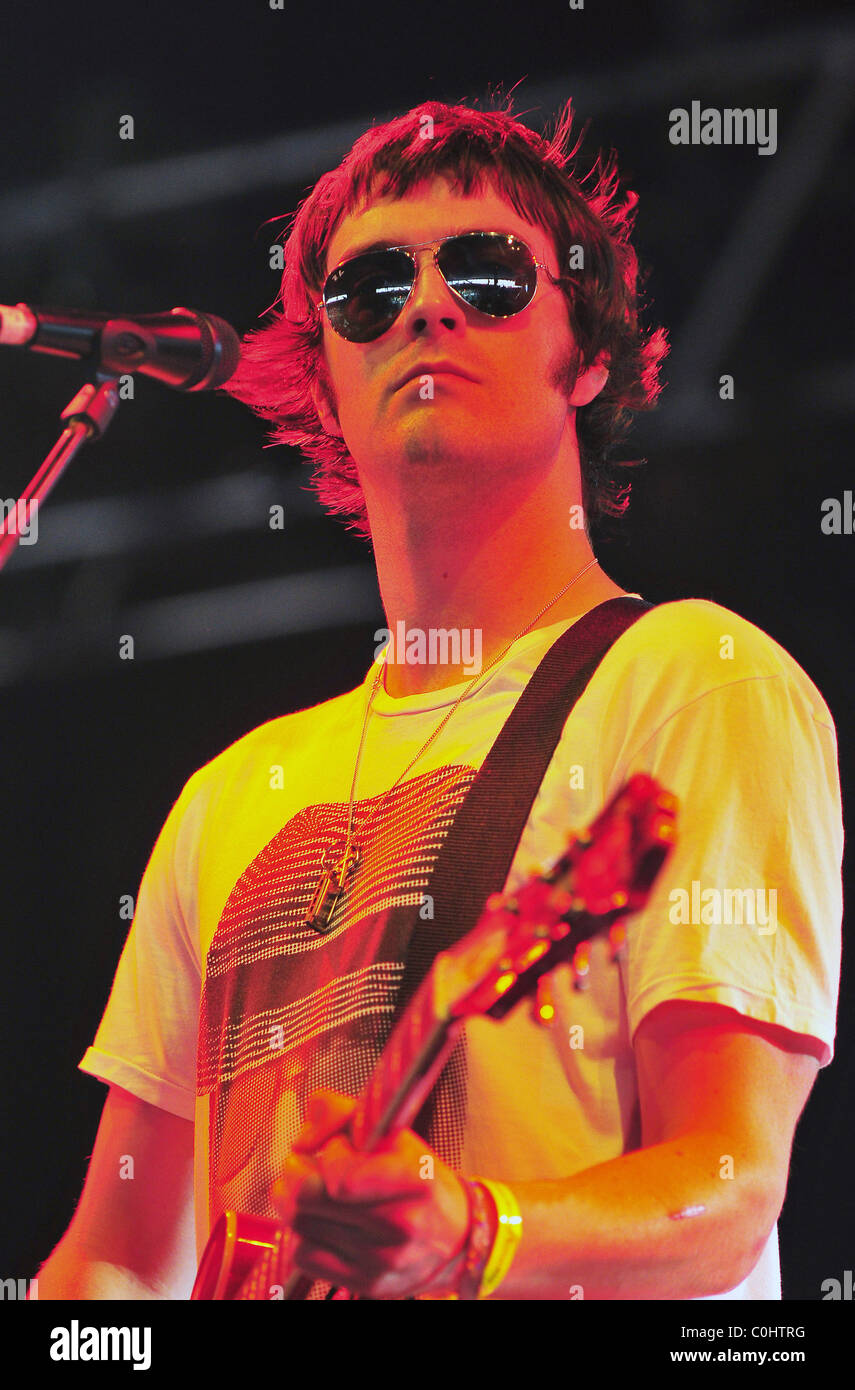 The Courteneers Glastonbury Festival - Day 2 Glastonbury, England - 28. ...
