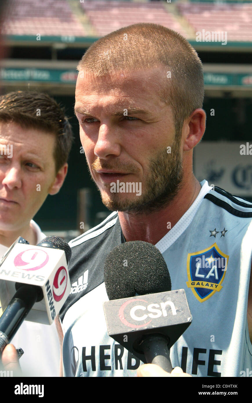 David Beckham joins his LA Galaxy team-mates to warm up at the RFK ...