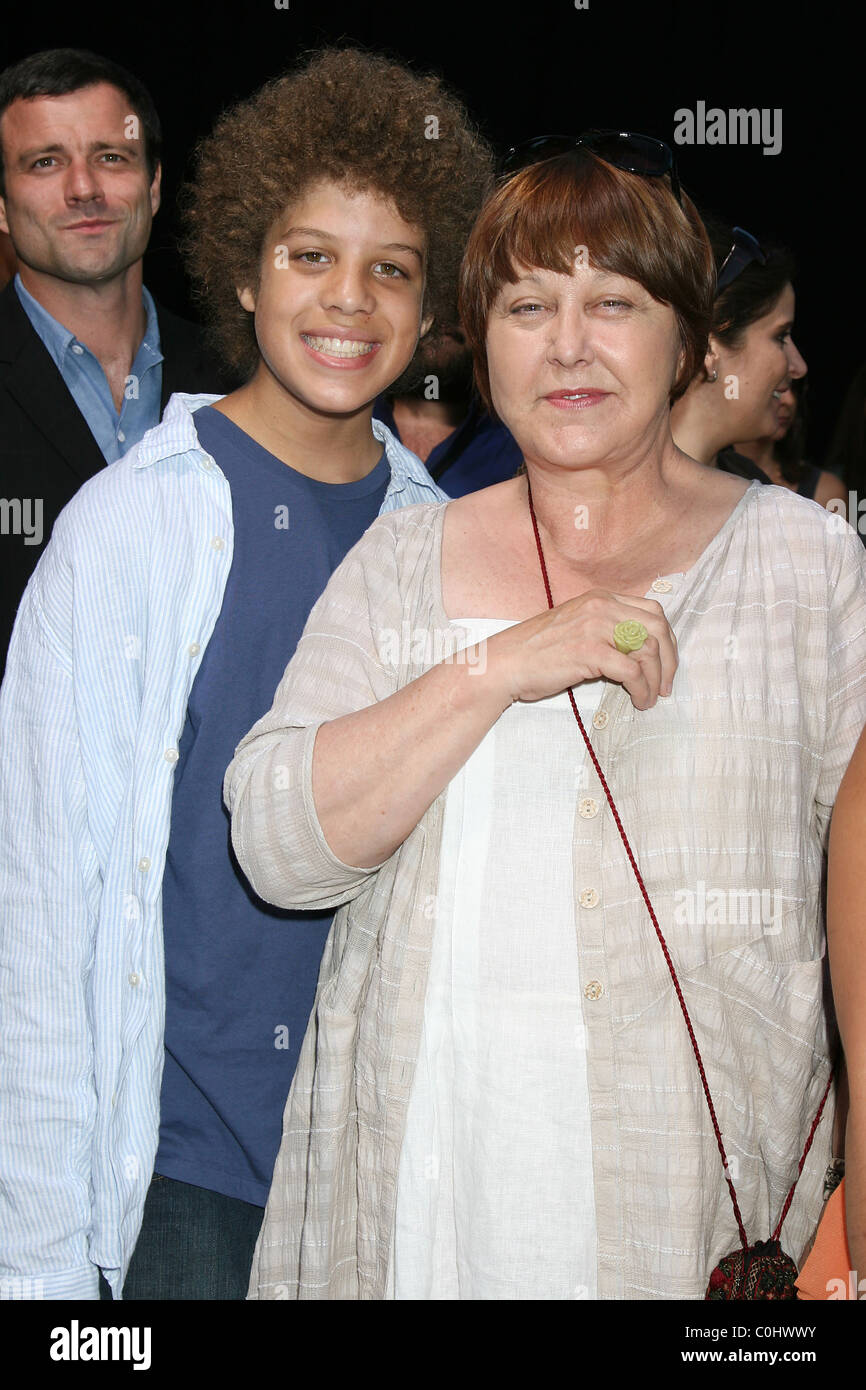 Susan Ruttan with her son The 'Hellboy 2: The Golden Army' premiere at ...