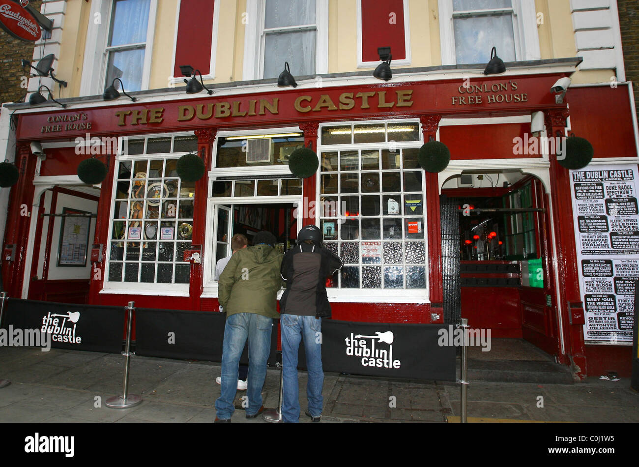The Dublin Castle where Amy Winehouse went after visiting a clinic for ...