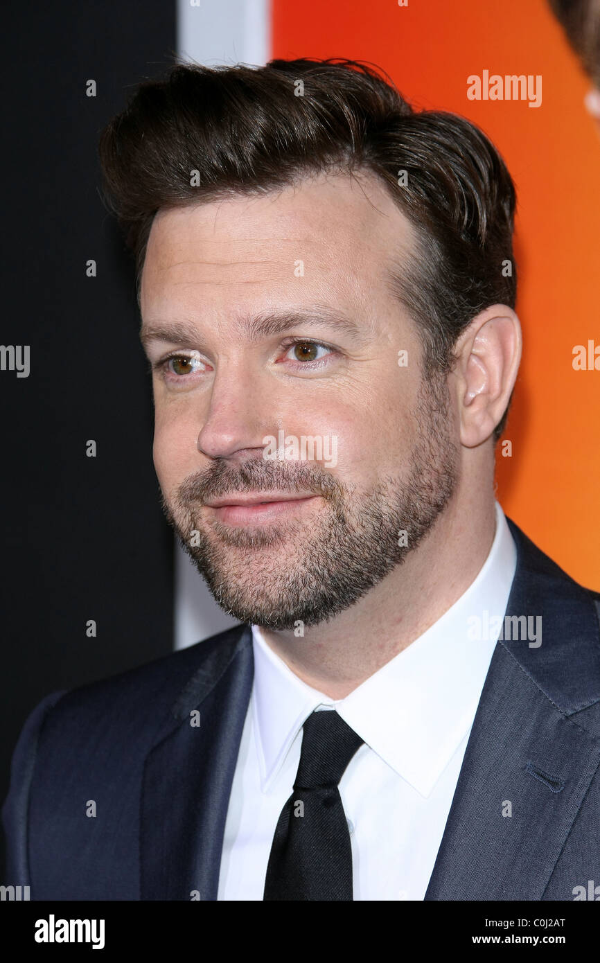 Jason Sudeikis Hall Pass World Premiere Warner Bros Hollywood Los Angeles California Usa 23