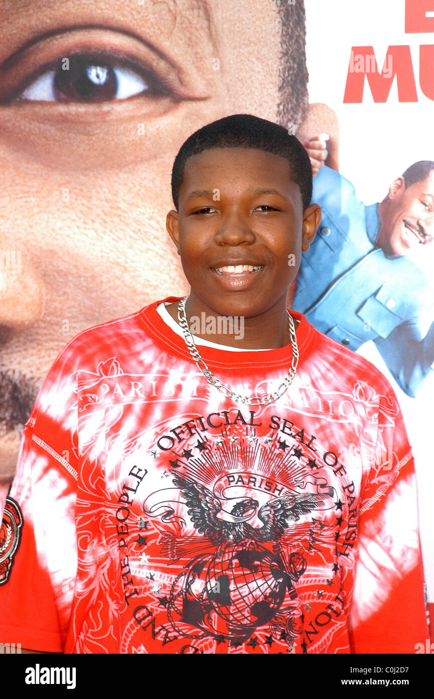 Denzel Whitaker World Premiere of "Meet Dave" at The Mann Village ...