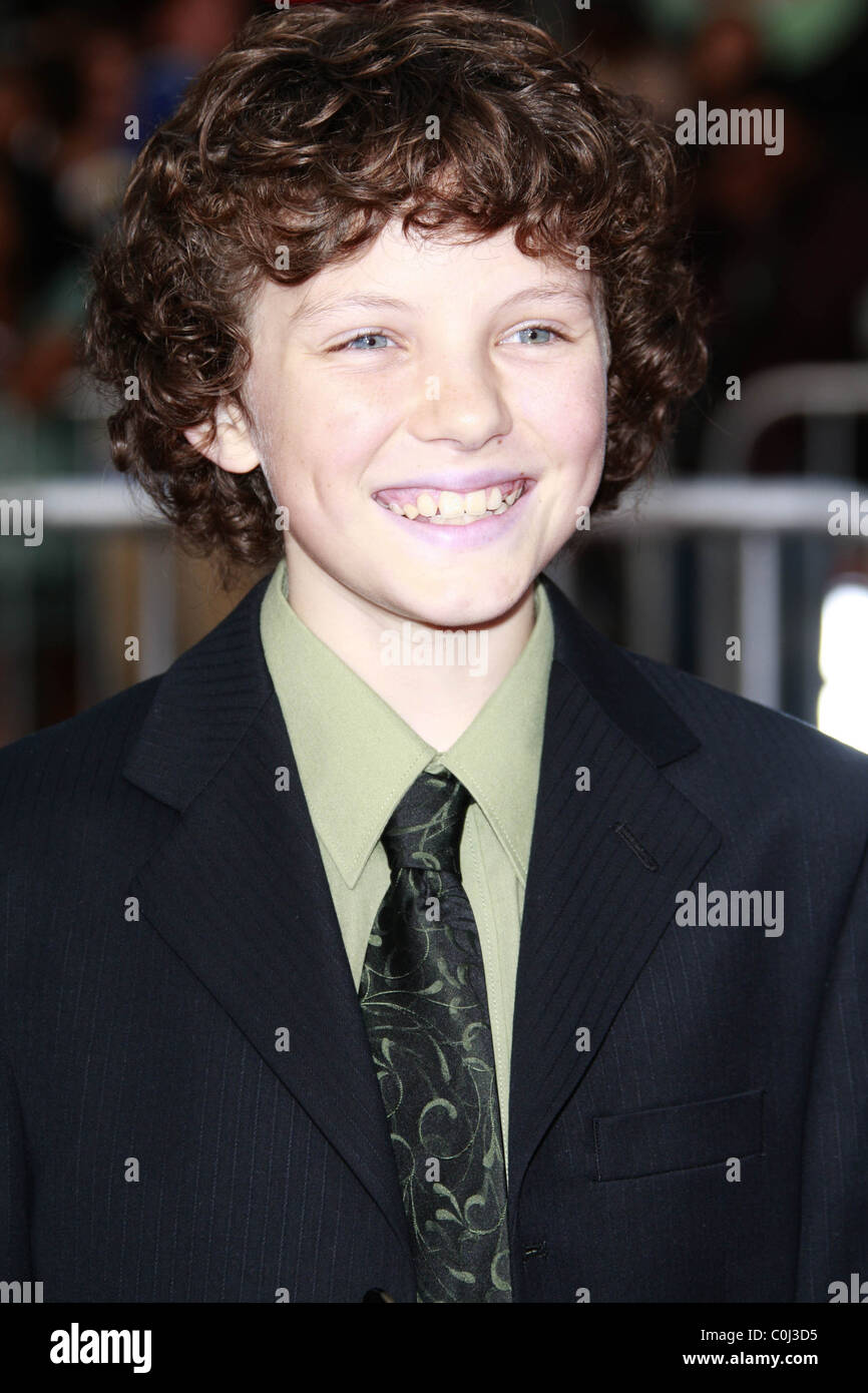 Austyn Myers, World Premiere of 'Meet Dave' at The Mann Village ...