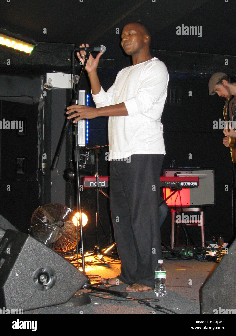 Kenny Williams Performing live at his Album release held at Crash ...