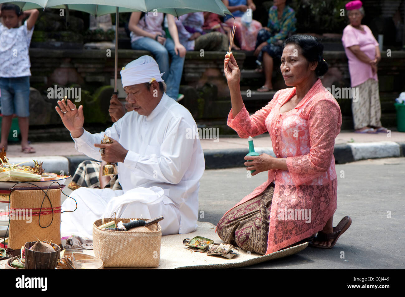 Balinese cremation bull and tower hi-res stock photography and images ...