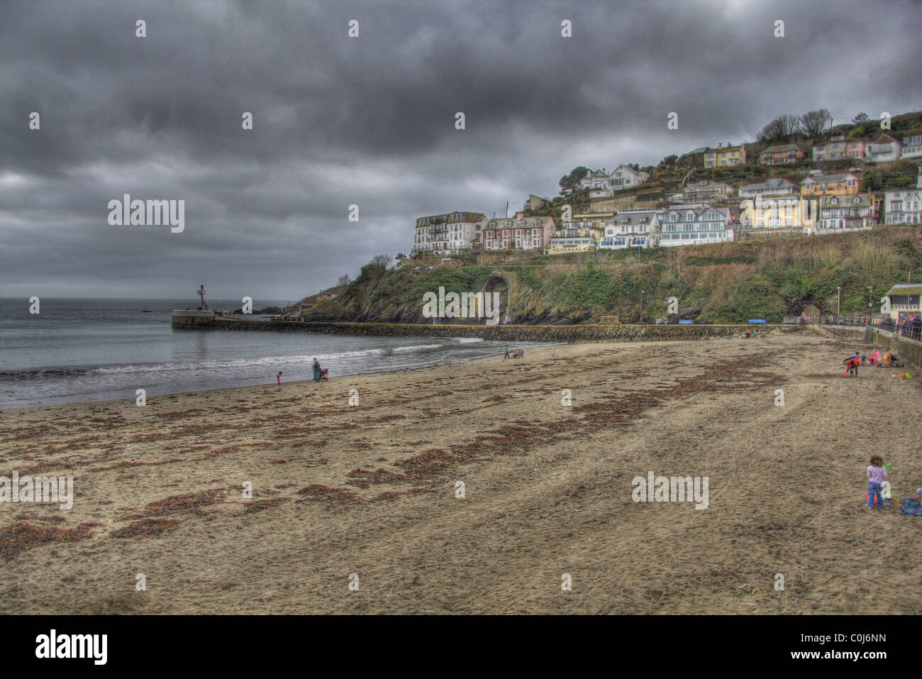 Looe seafront hi-res stock photography and images - Alamy