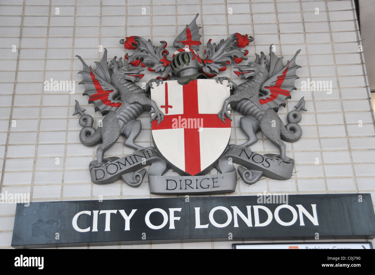 City of london crest hi-res stock photography and images - Alamy