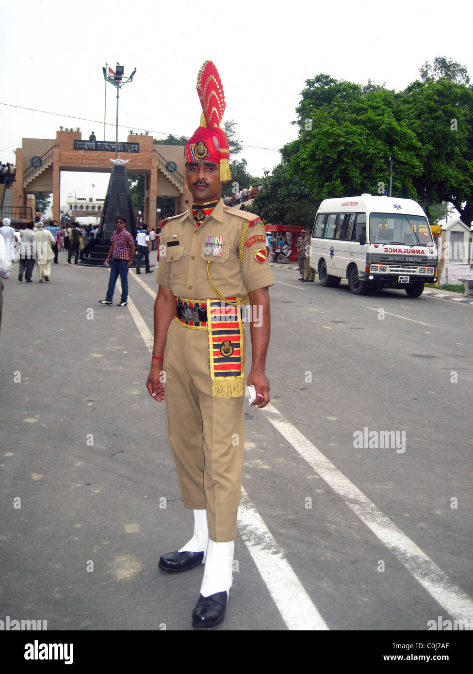 India pakistan border gate hi-res stock photography and images - Alamy