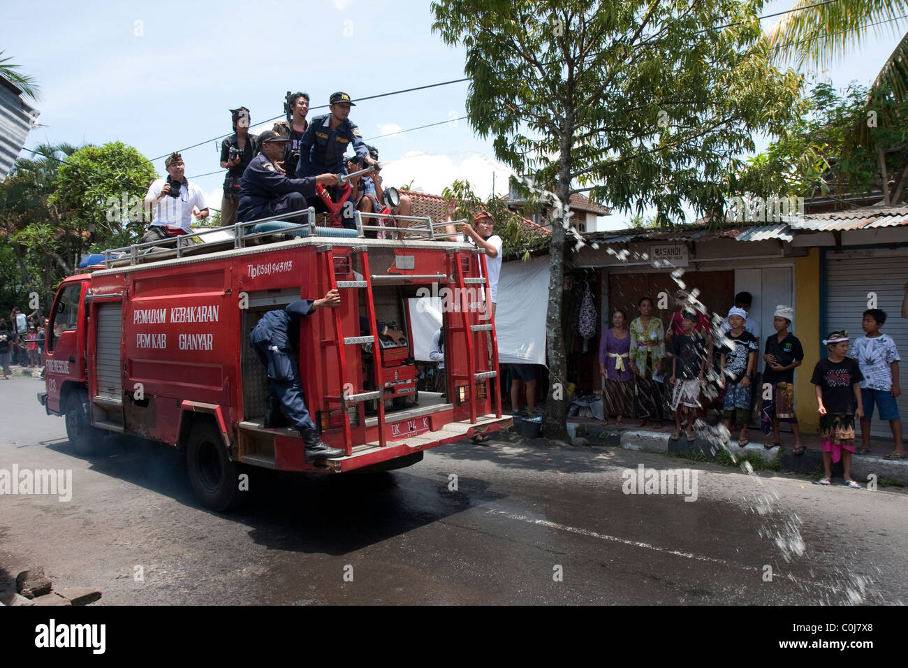 Cremation in Ubud, Bali, Indonesia. Cremations are part of Hindu ...