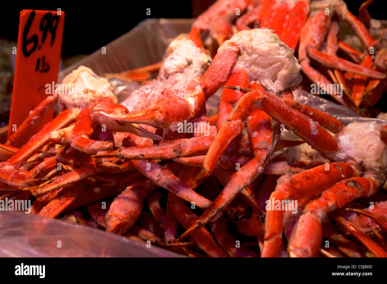Prepped crab legs hi-res stock photography and images - Alamy