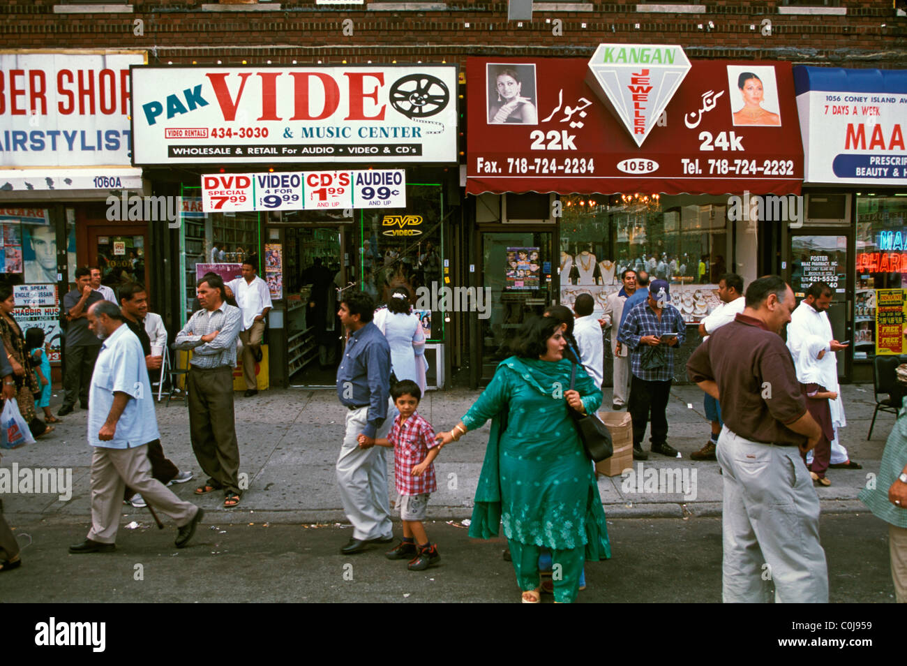 Pakistani neighborhood in Brooklyn, NY Stock Photo - Alamy