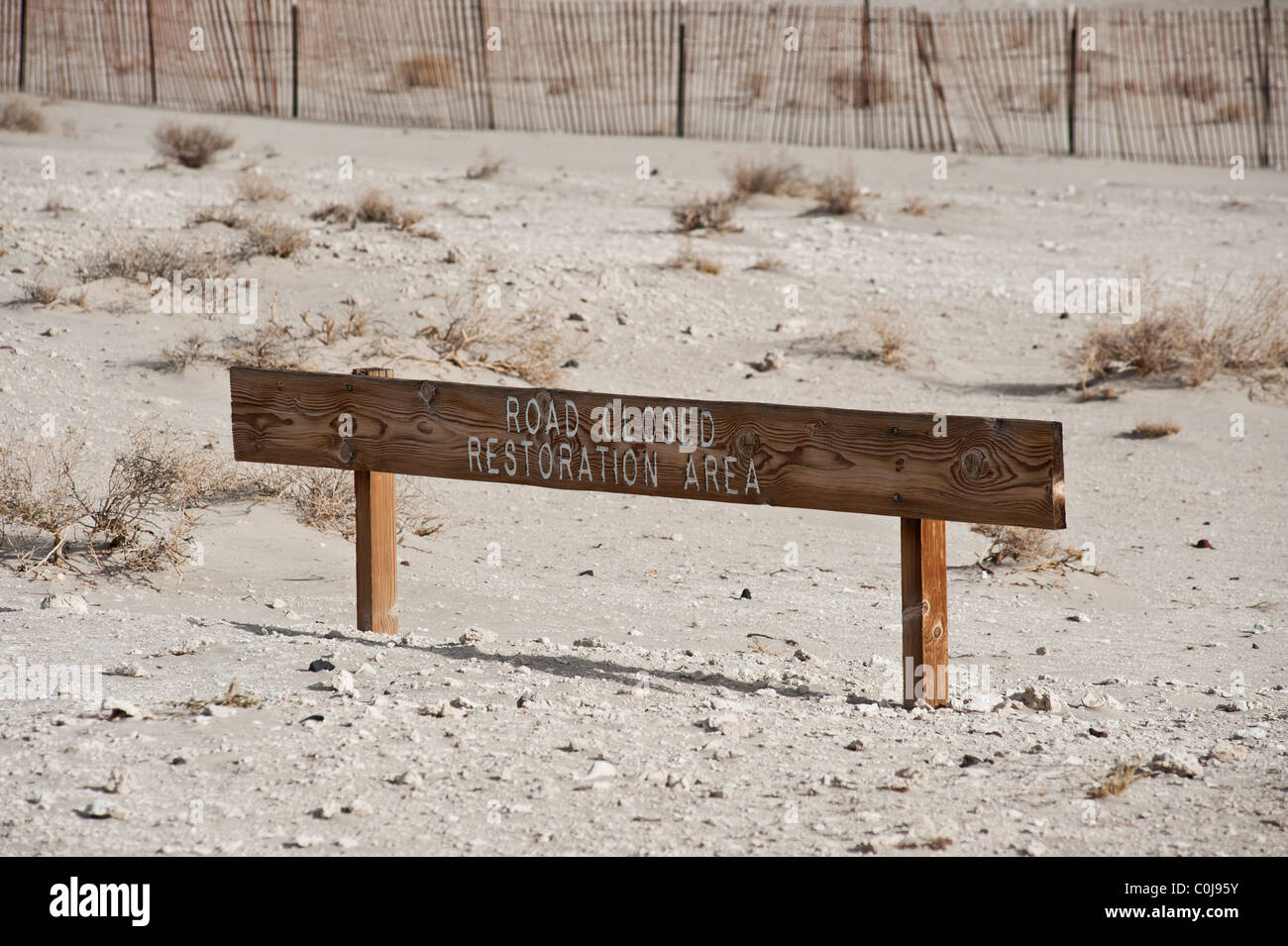 Road closed sign for protection of desert landscape, Eureka dunes ...