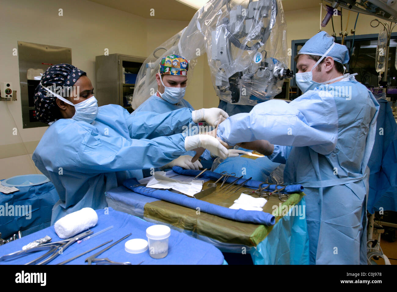 Major surgery hi-res stock photography and images - Alamy