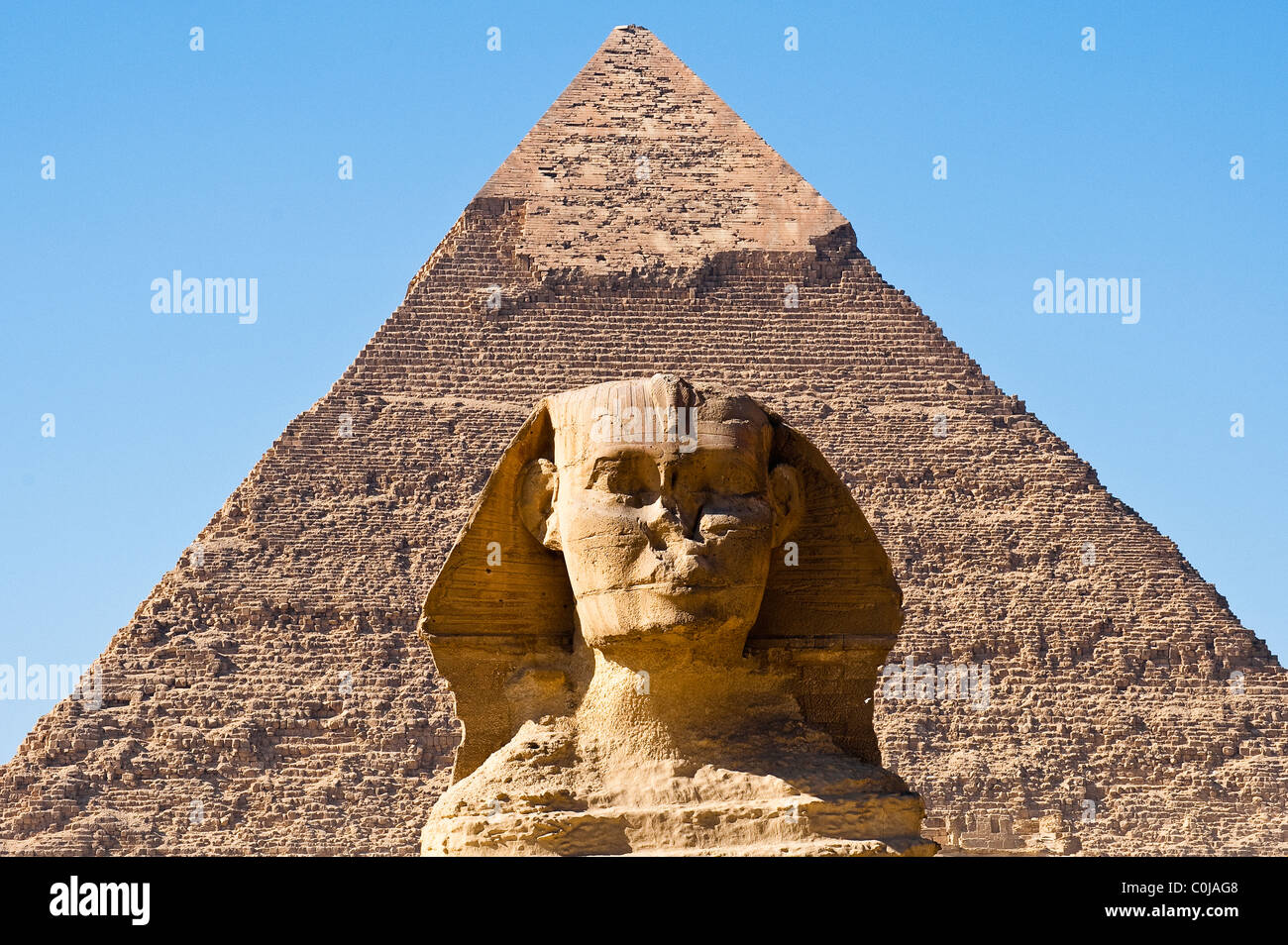 Khafra pyramid and the Sphinx of Giza Stock Photo - Alamy