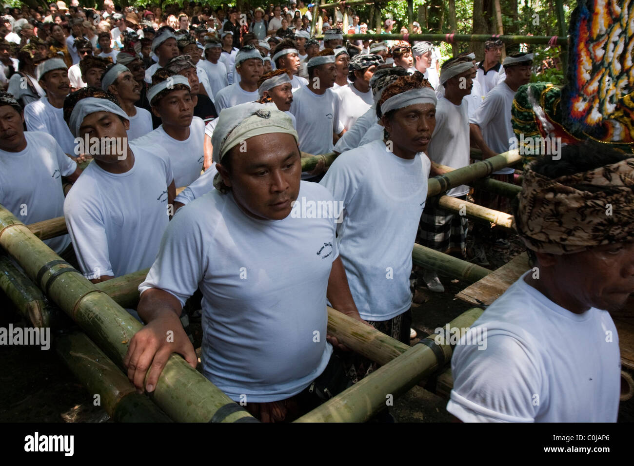 Cremation in Ubud, Bali, Indonesia. Cremations are part of Hindu ...