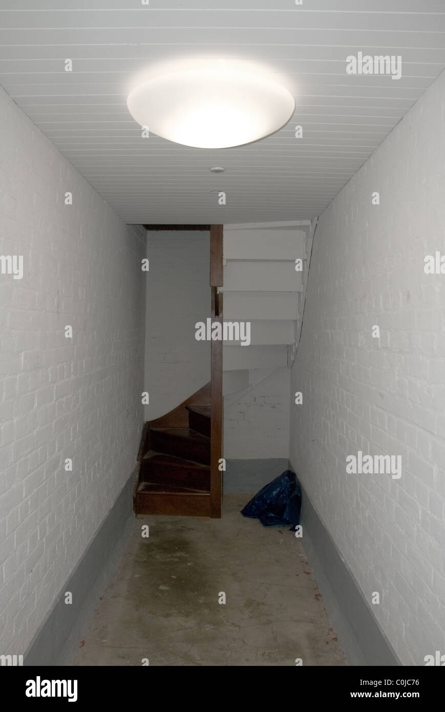 Dock courtroom High Resolution Stock Photography and Images - Alamy