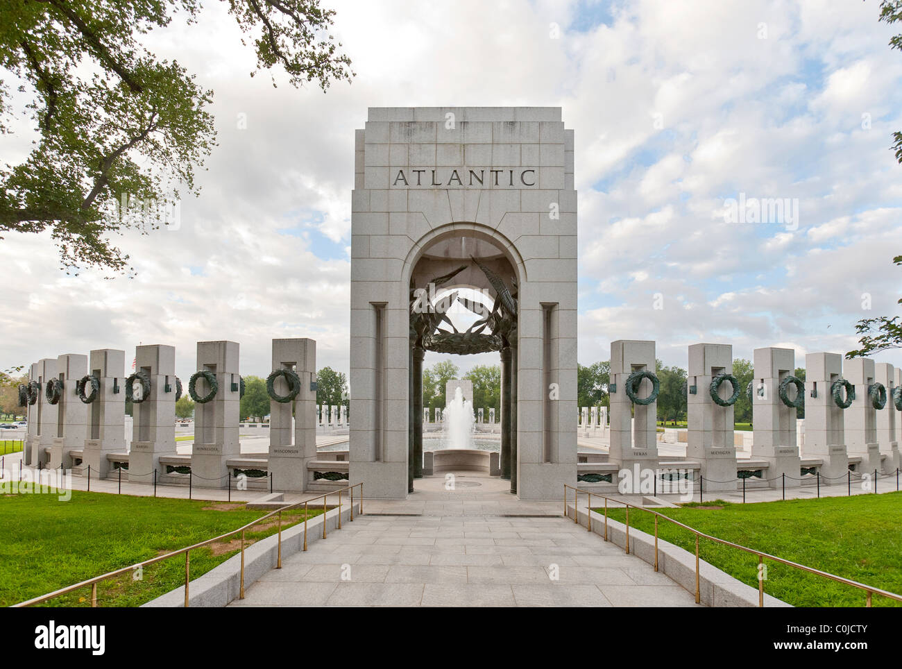 Washington dc world war ii memorial hi-res stock photography and images ...