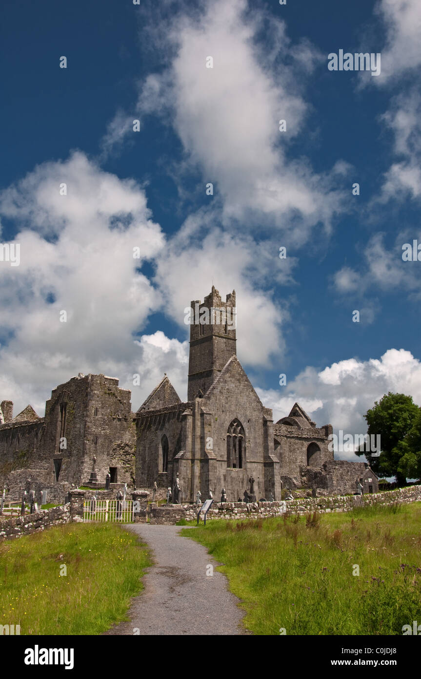 photo old ancient irish ruins on the west of ireland Stock Photo - Alamy