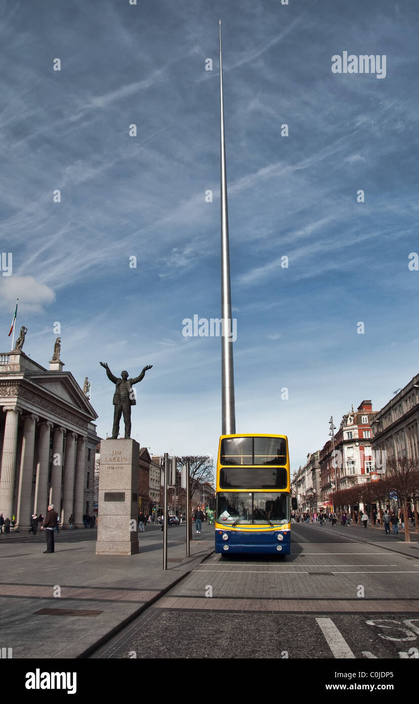 Millenium monument dublin hi-res stock photography and images - Alamy