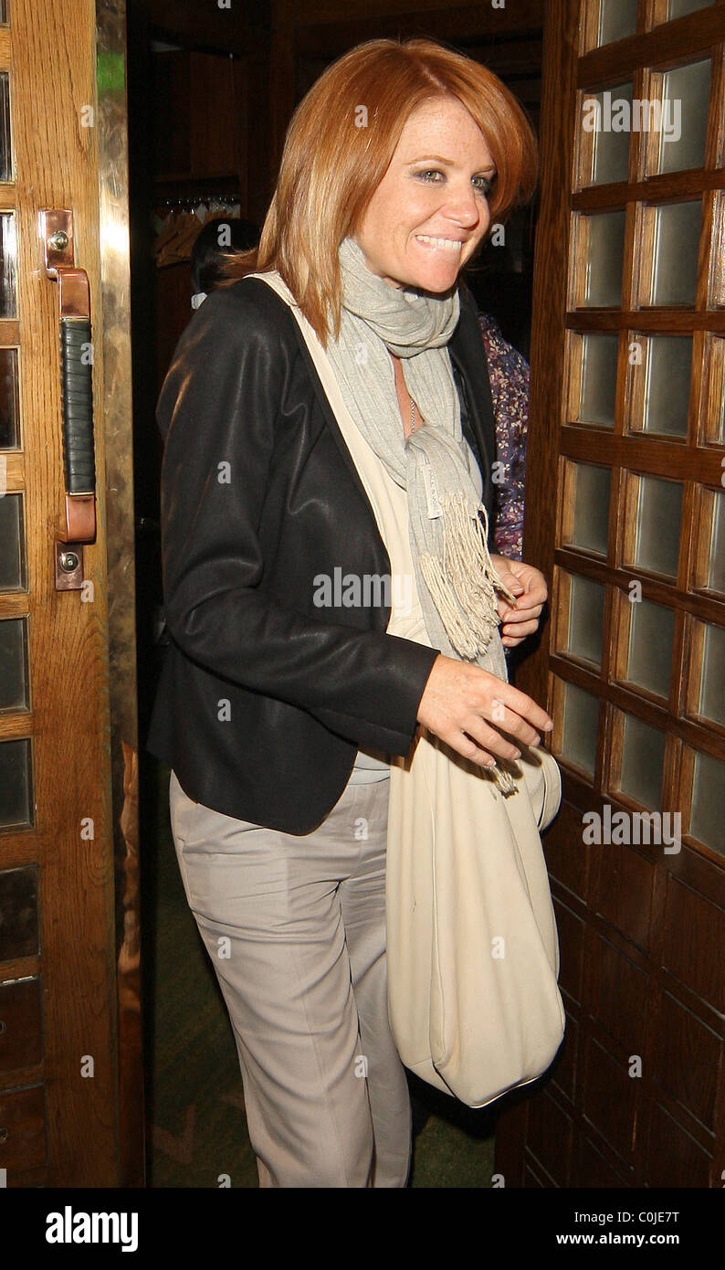Patsy Palmer Eastenders cast members dining at the Ivy Restaurant ...