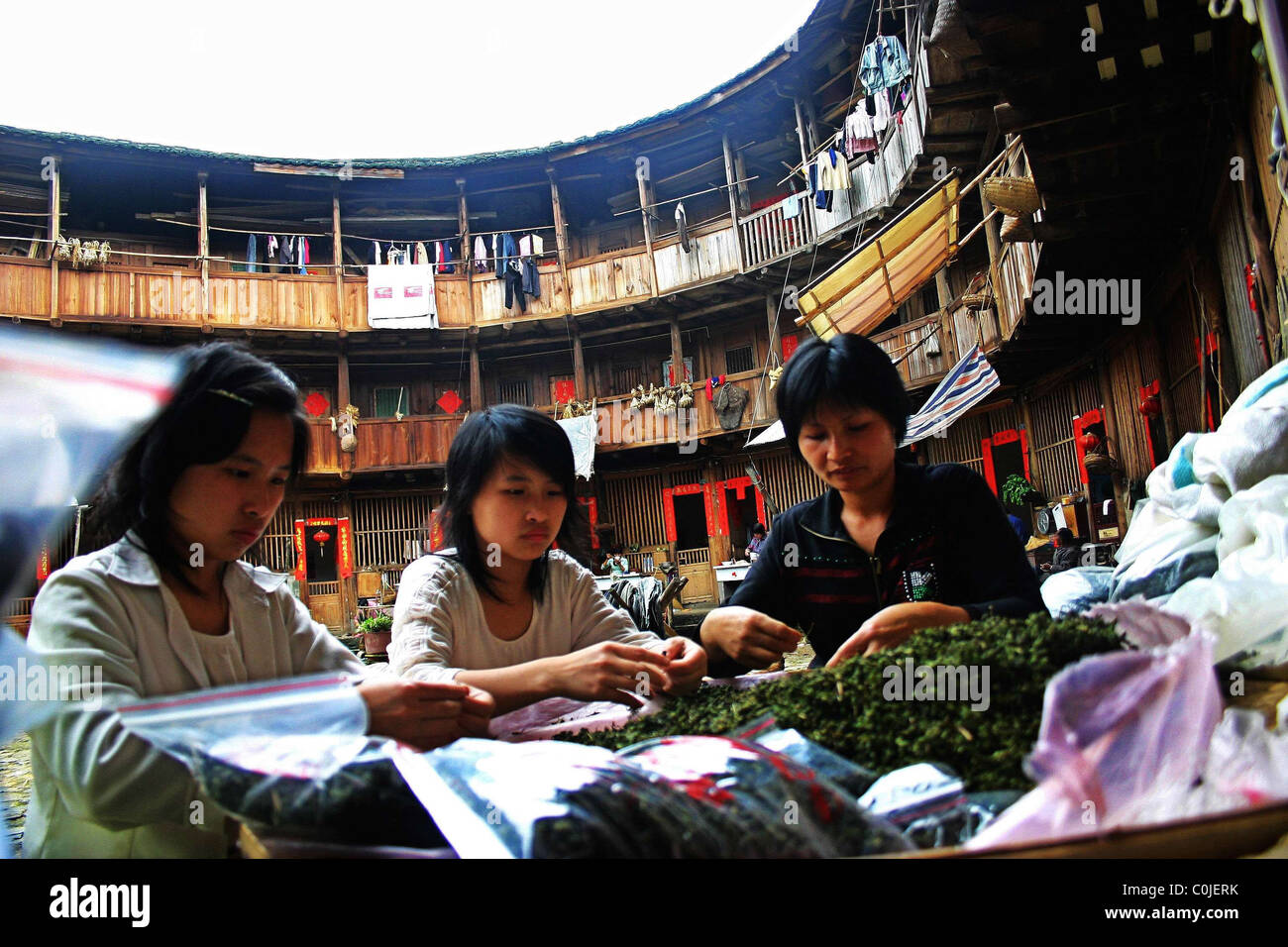 ARCHITECTURAL BEAUTY FUJIAN TULOU Fujian Tulou's beautiful village has ...