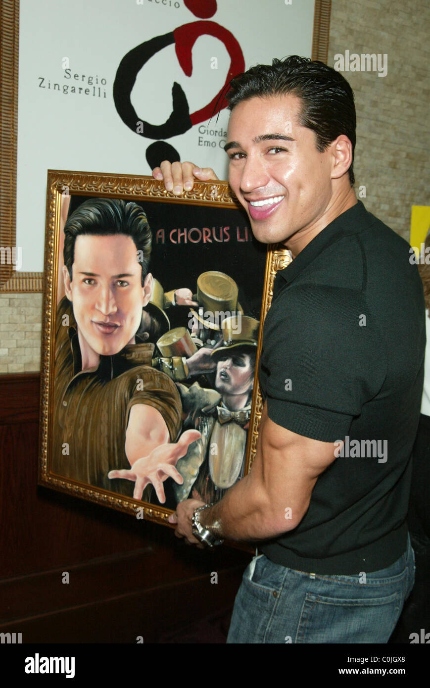 Mario Lopez Mario Lopez is inducted onto the Wall of Fame at Tony's Di ...