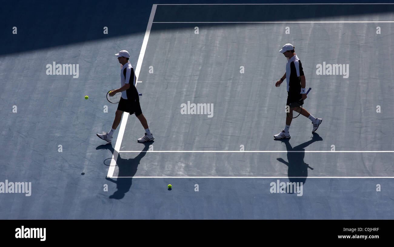 Tennis twins Bob (right) and Mike Bryan of the USA in action at the ...