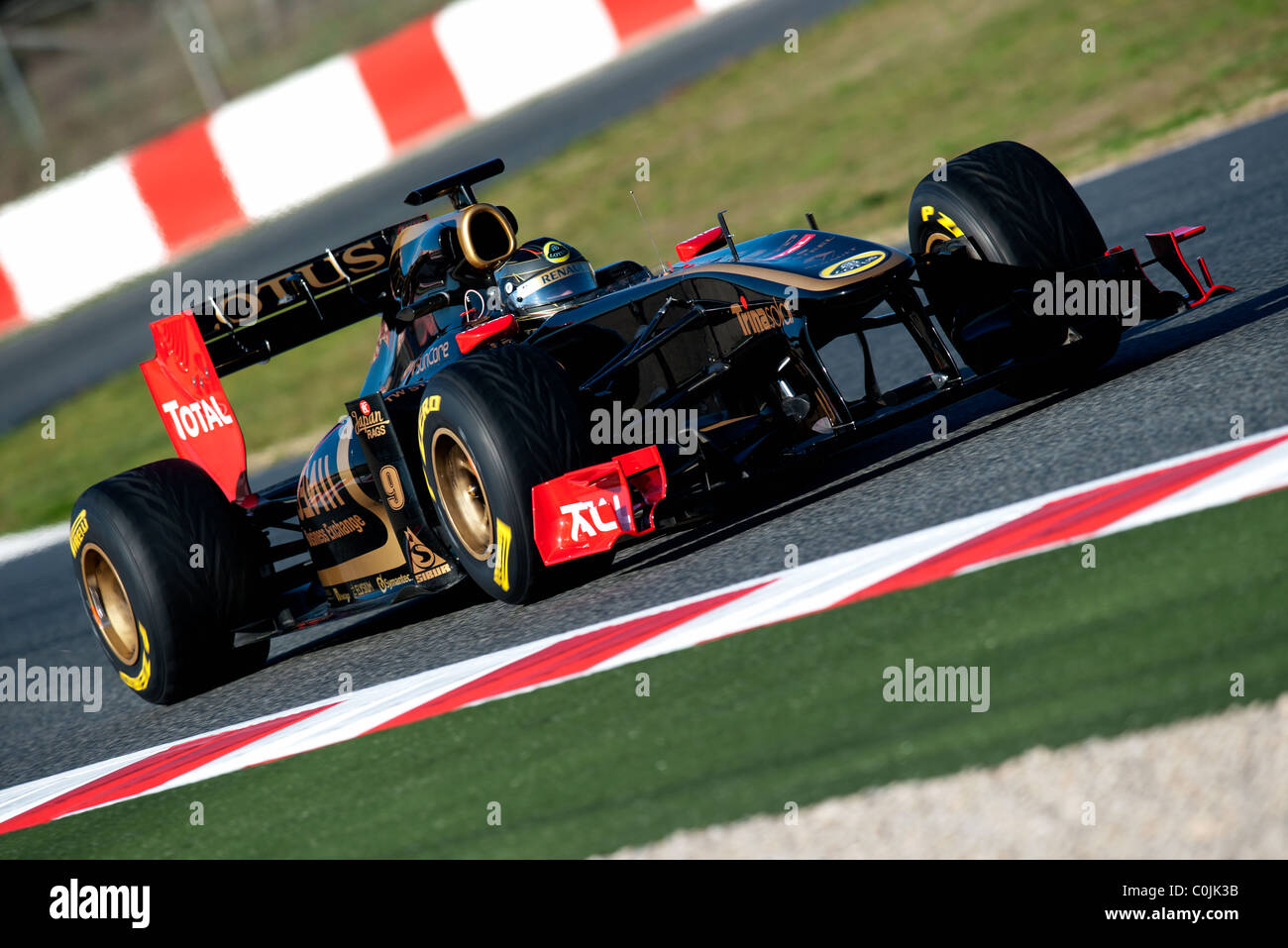 Nick Heidfeld (Germany) in his Lotus Renault GP Team-Renault R31 ...